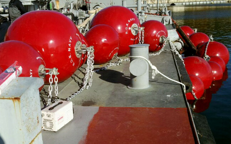 Spherical Buoys | Ocean Barriers security, safety - SEAZONE